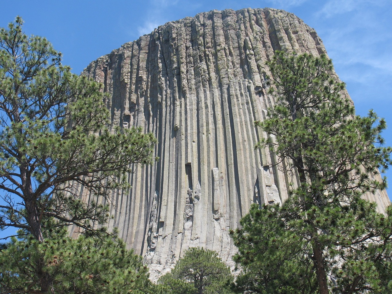 Utah's Devils Tower: A Mysterious Geological Wonder - Skeehive